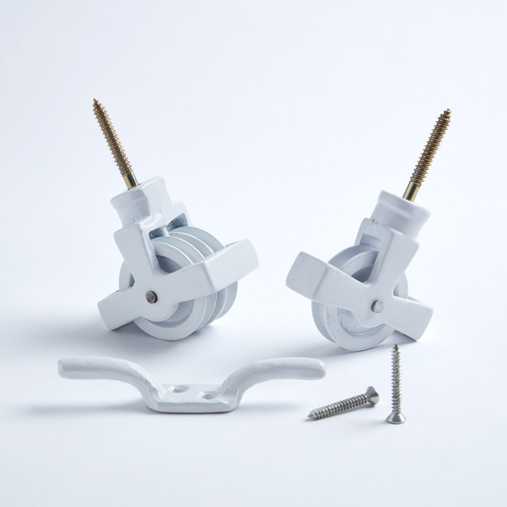 Traditional Ceiling Hanging Clothes Airer - White – Thatch & Stone